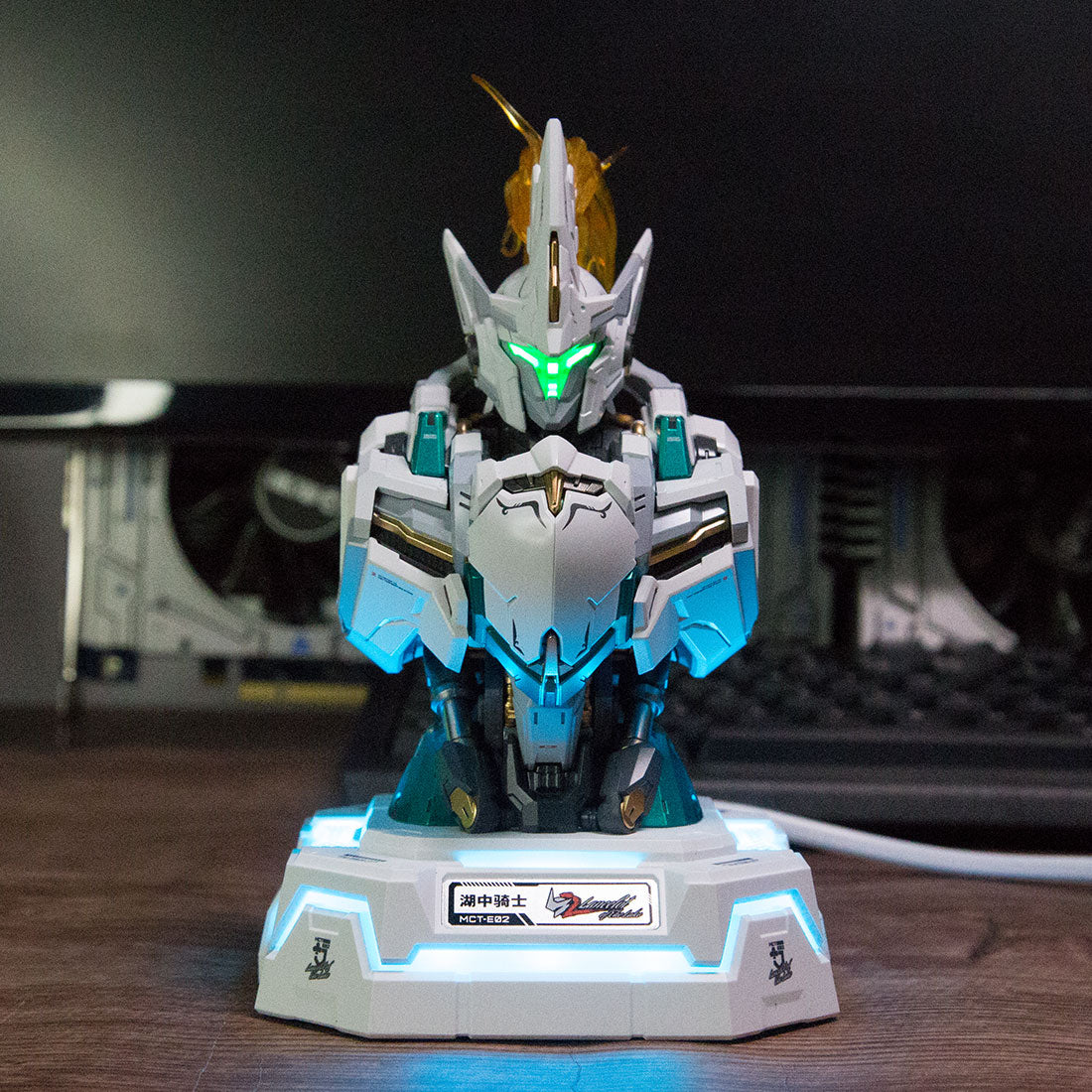 1/72 scale mecha action figure charging station for multiple devices ...